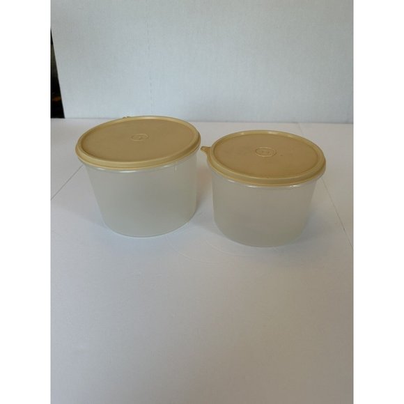 Tupperware | Kitchen | Set Of Two 2 Tupperware 22742 Clear 2288 With ...